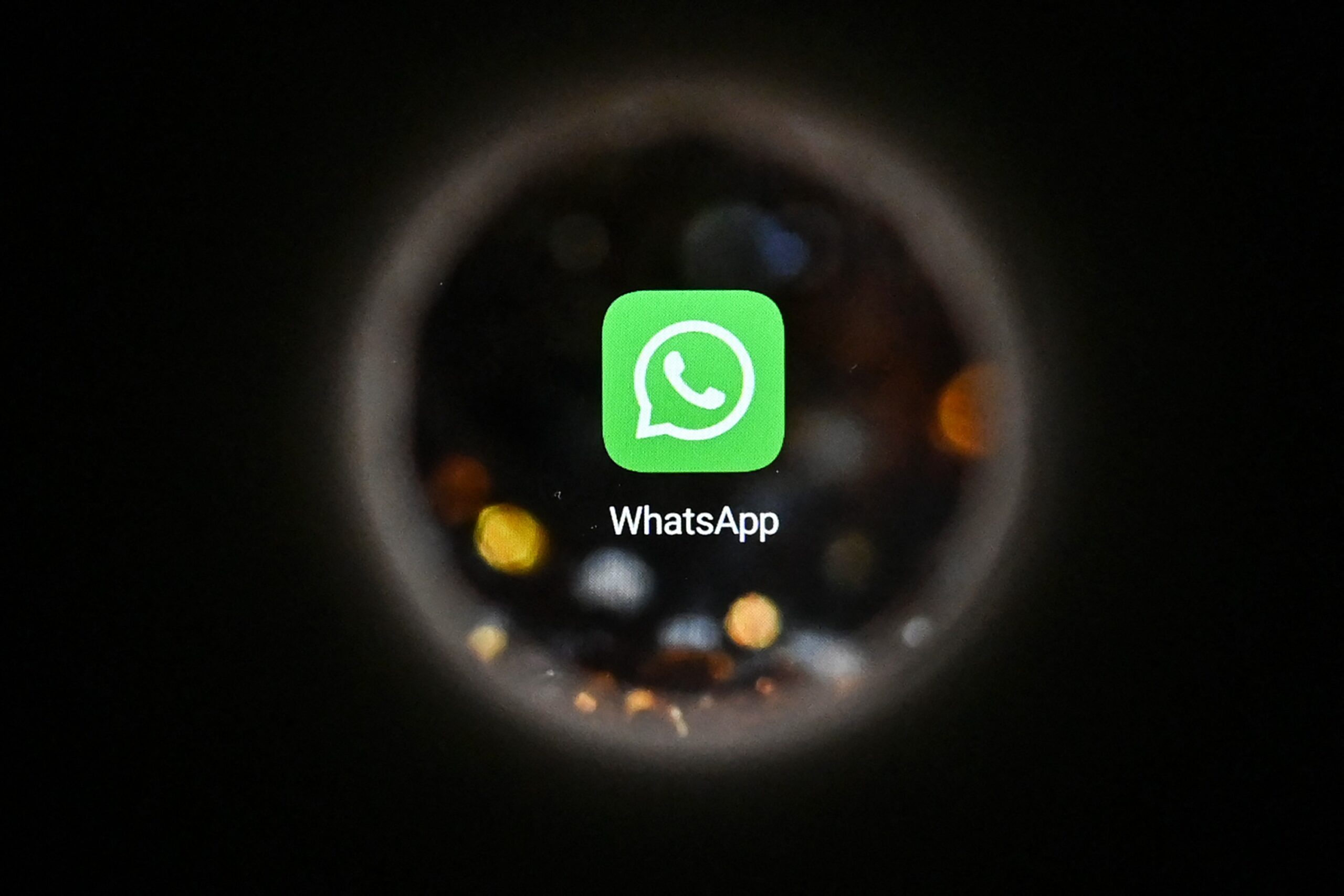 Extremely Online: What's Up With WhatsApp? | 1A