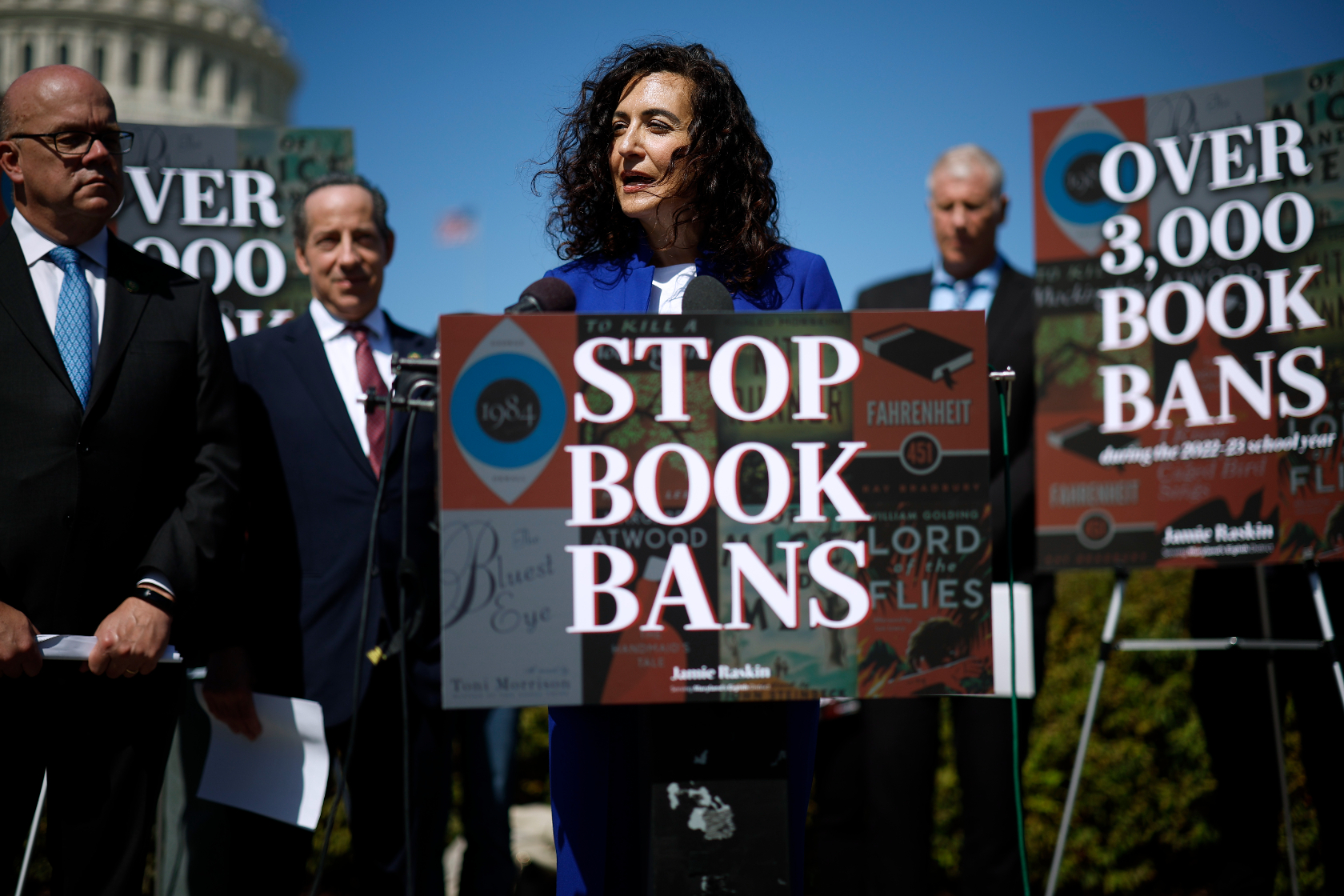 Carl Hiaasen, banned book week, and censorship in schools | 1A